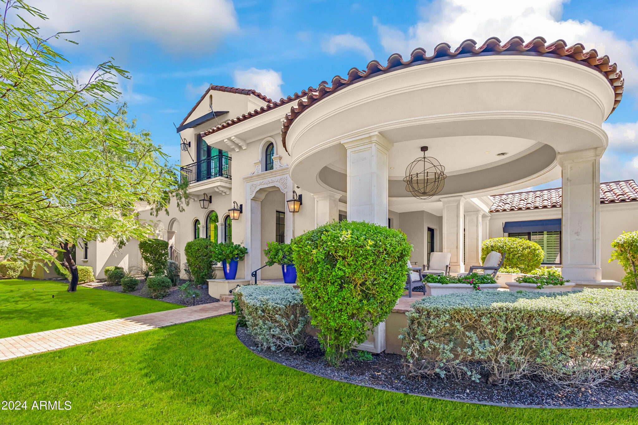 Top 5 Must-Have Luxury Amenities for High-End Scottsdale Home Buyers ...